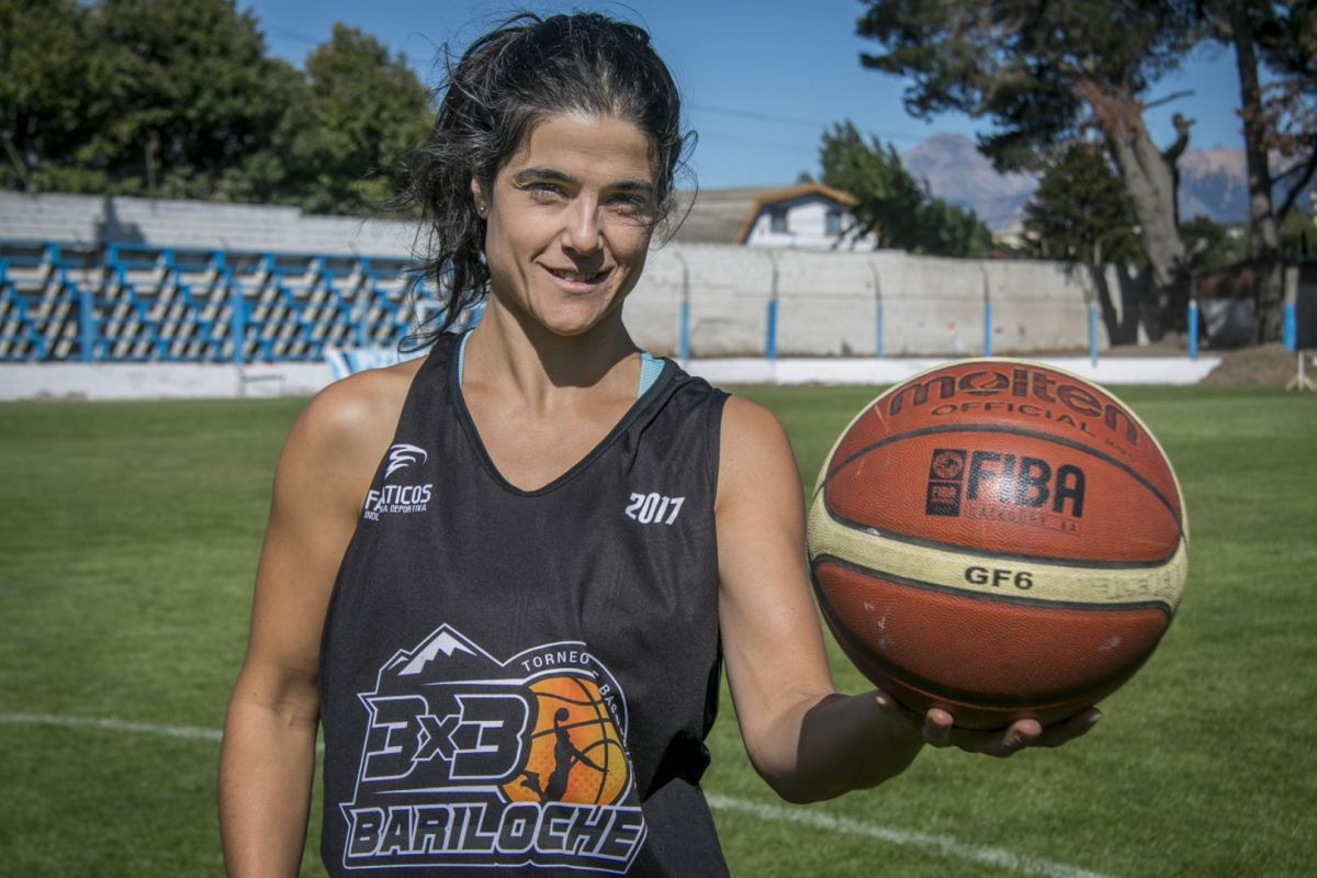 En su día, mujeres que se la juegan por el deporte barilochense ...